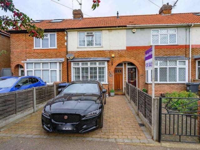2 bedroom terraced house for sale