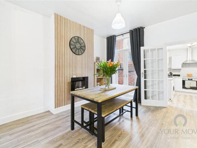 2 bedroom terraced house for sale