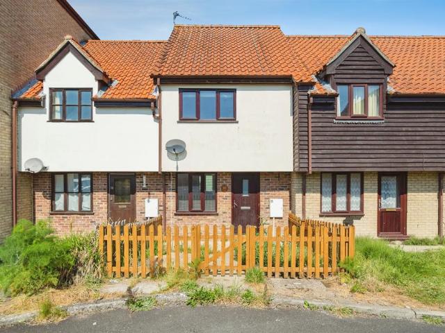 2 bedroom terraced house for sale