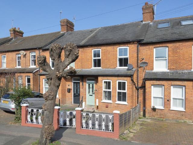 2 bedroom terraced house for sale