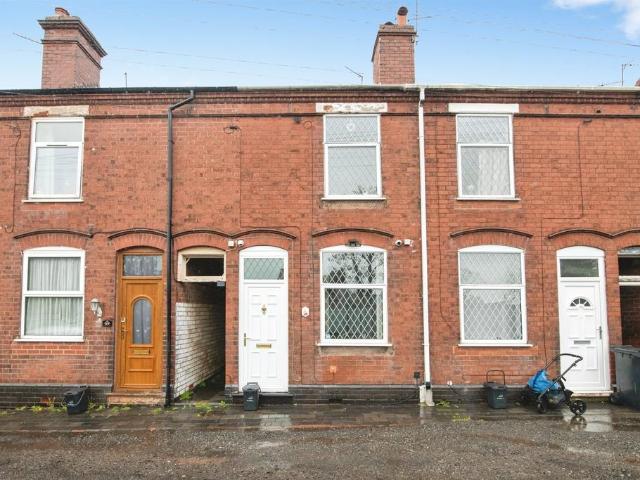 2 bedroom terraced house for sale