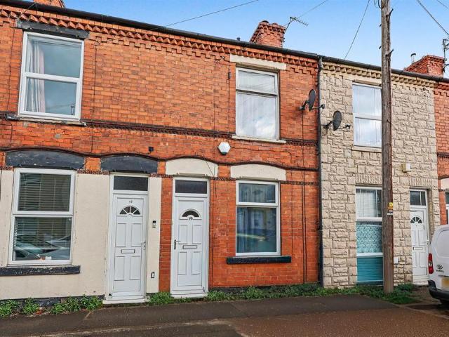 2 bedroom terraced house for sale