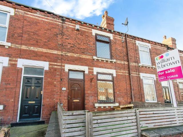 2 bedroom terraced house for sale
