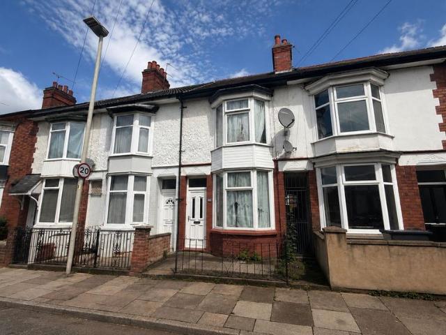 2 bedroom terraced house for sale
