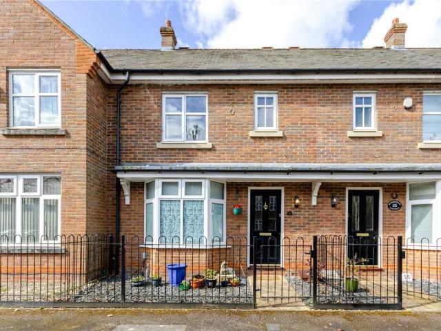 2 bedroom terraced house for sale