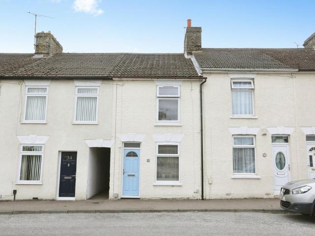 2 bedroom terraced house for sale