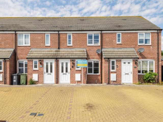 2 bedroom terraced house for sale
