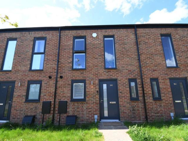 2 bedroom terraced house for sale