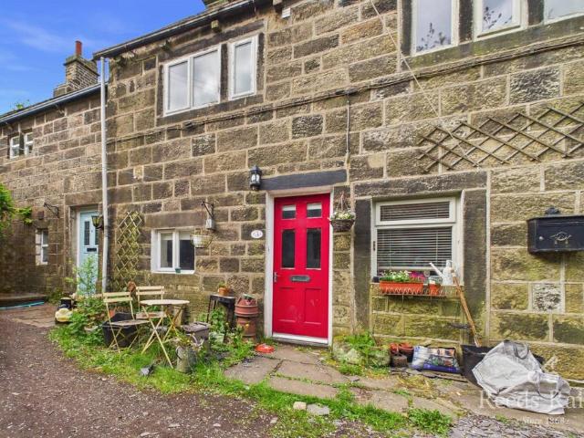 2 bedroom terraced house for sale