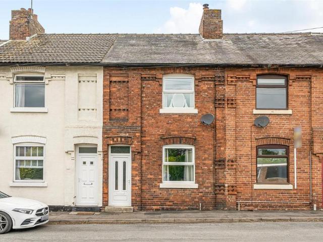 2 bedroom terraced house for sale