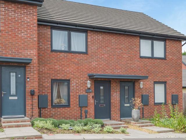 2 bedroom terraced house for sale