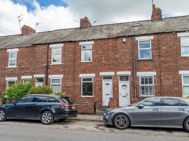 2 bedroom terraced house for sale
