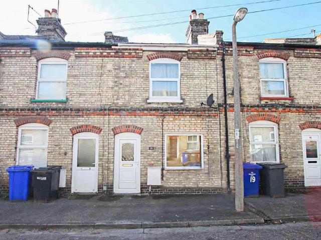 2 bedroom terraced house for sale