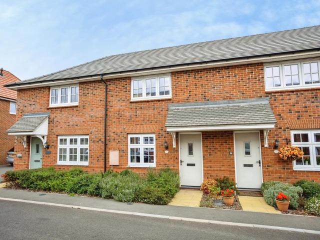 2 bedroom terraced house for sale