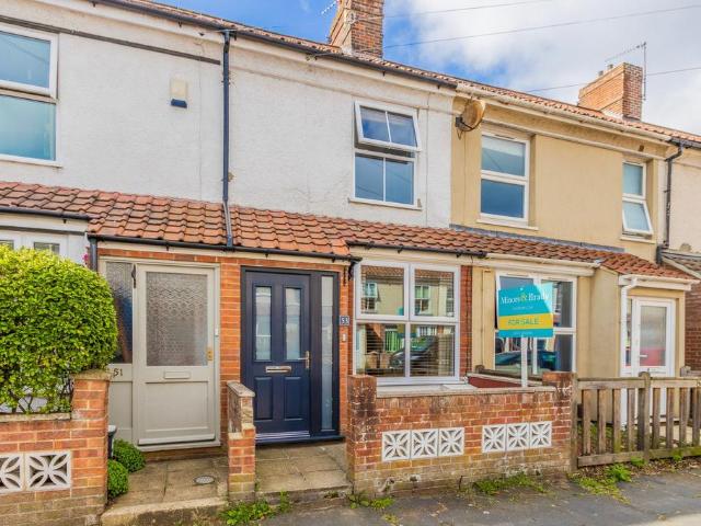 2 bedroom terraced house for sale