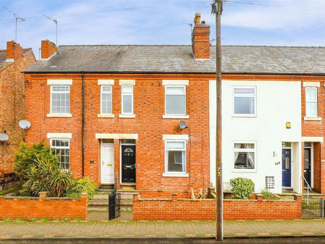 2 bedroom terraced house for sale