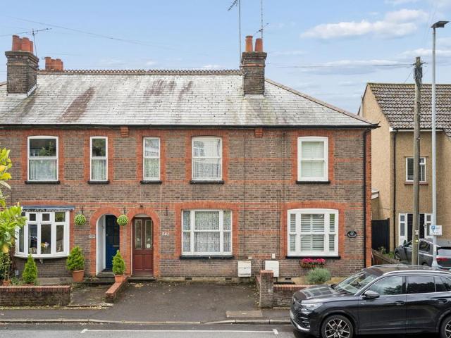 2 bedroom terraced house for sale