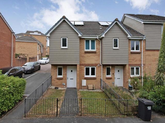 2 bedroom terraced house for sale