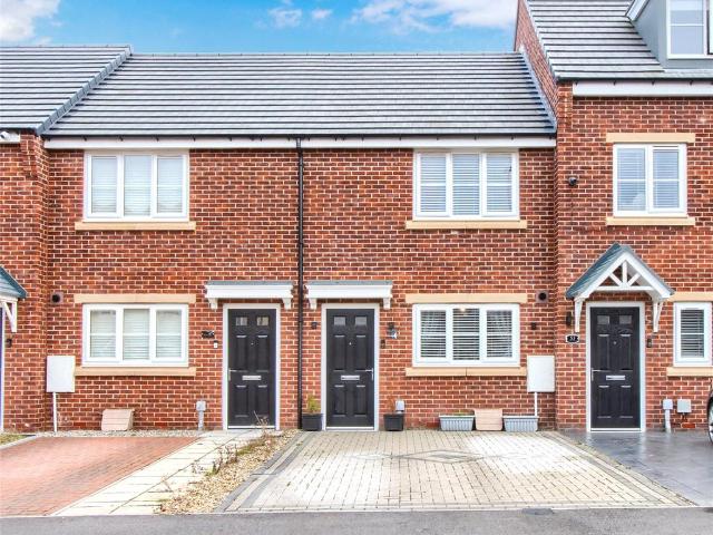 2 bedroom terraced house for sale
