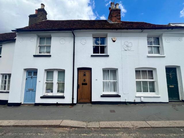 2 bedroom terraced house for sale