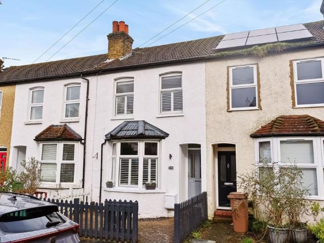 2 bedroom terraced house for sale