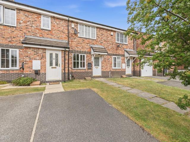 2 bedroom terraced house for sale