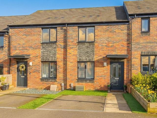 2 bedroom terraced house for sale