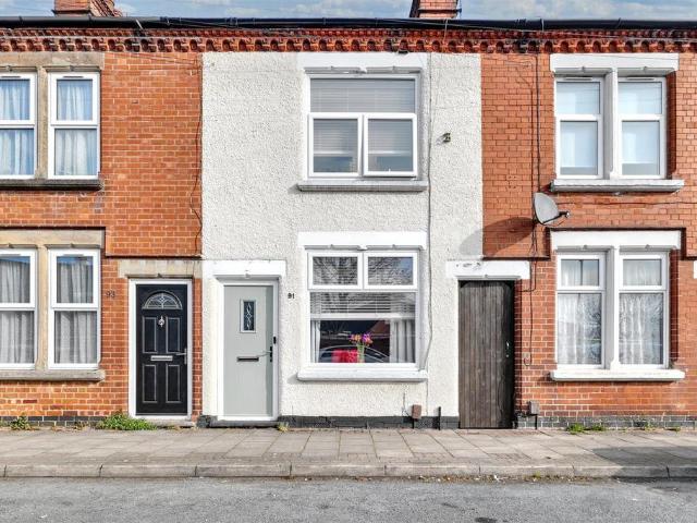 2 bedroom terraced house for sale