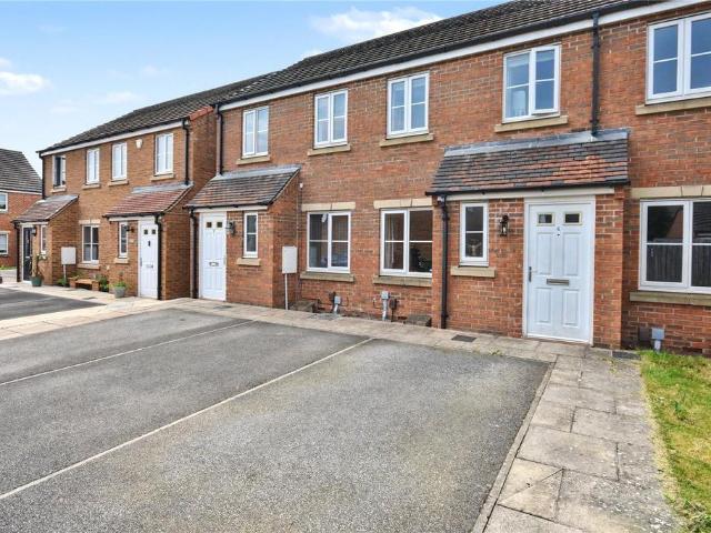2 bedroom terraced house for sale