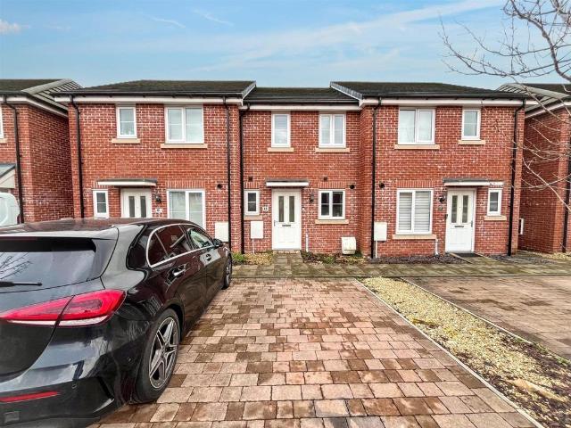 2 bedroom terraced house for sale