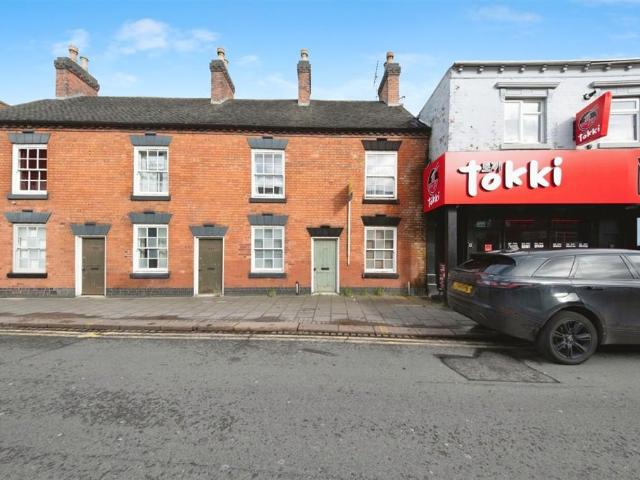 2 bedroom terraced house for sale