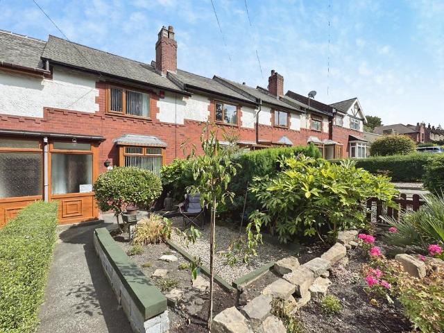 2 bedroom terraced house for sale