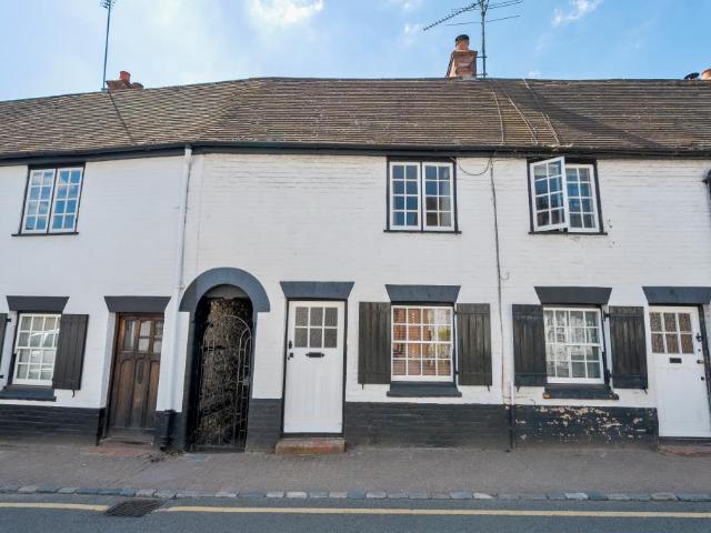 2 bedroom terraced house for sale