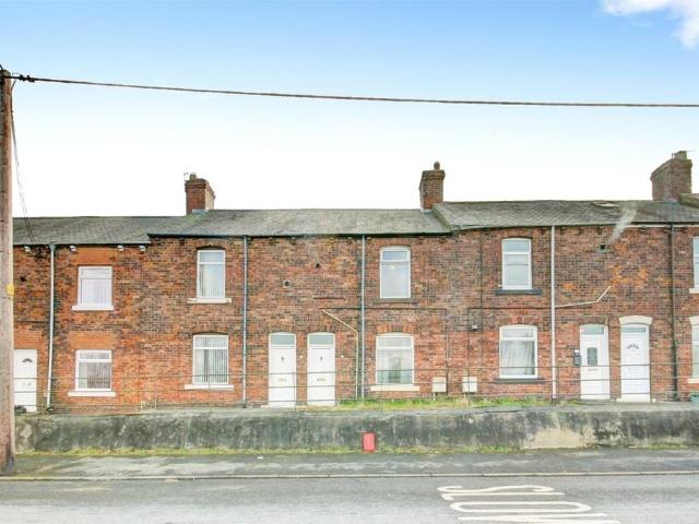 2 bedroom terraced house for sale