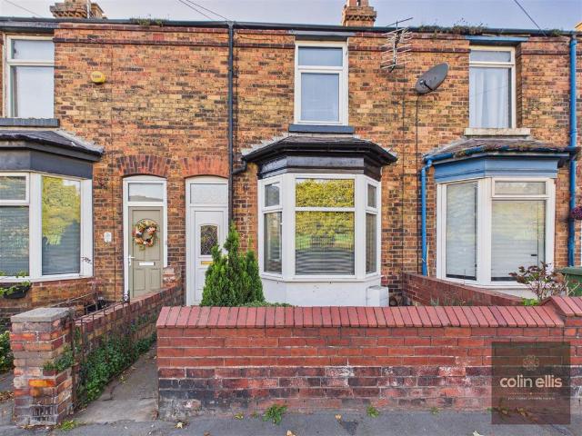 2 bedroom terraced house for sale