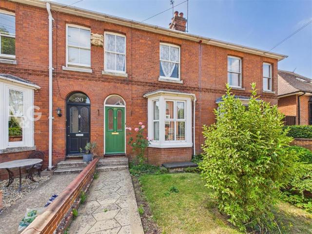 2 bedroom terraced house for sale