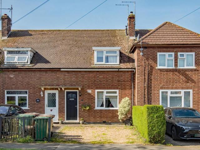 2 bedroom terraced house for sale