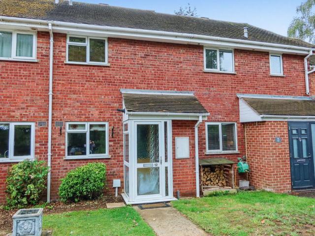 2 bedroom terraced house for sale
