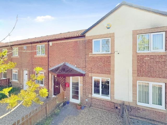 2 bedroom terraced house for sale