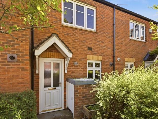 2 bedroom terraced house for sale