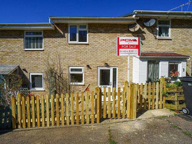 2 bedroom terraced house for sale