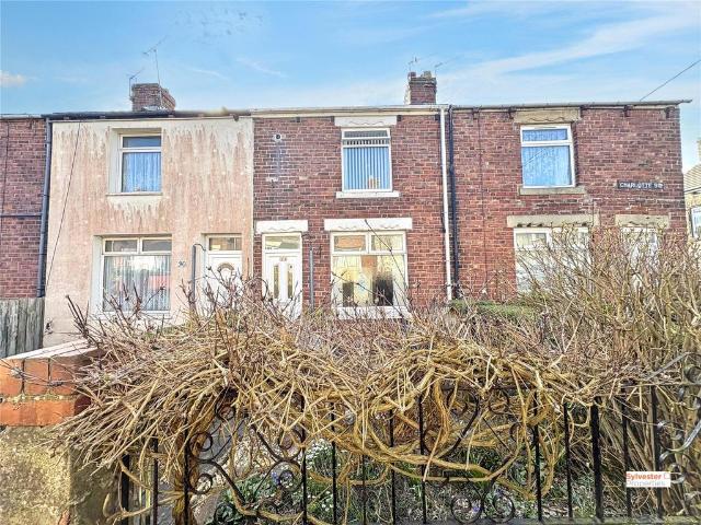 2 bedroom terraced house for sale