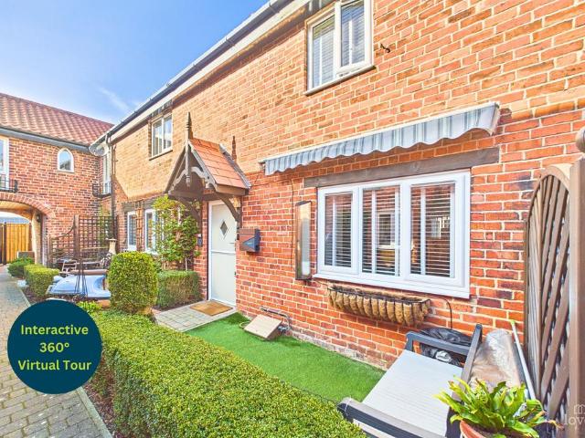2 bedroom terraced house for sale