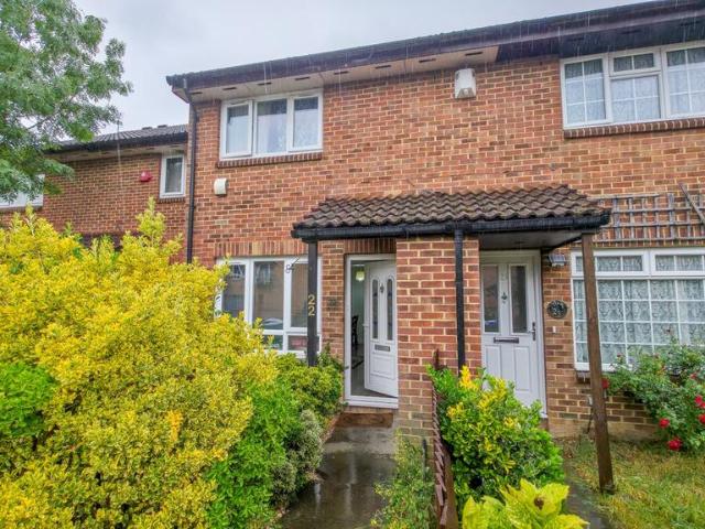 2 bedroom terraced house for sale