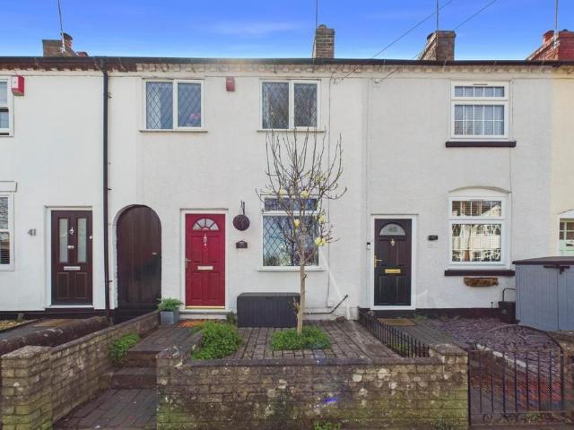 2 bedroom terraced house for sale
