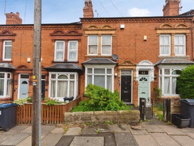 2 bedroom terraced house for sale