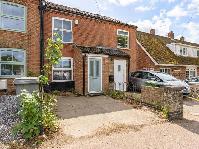 2 bedroom terraced house for sale