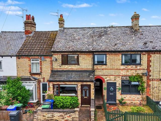2 bedroom terraced house for sale
