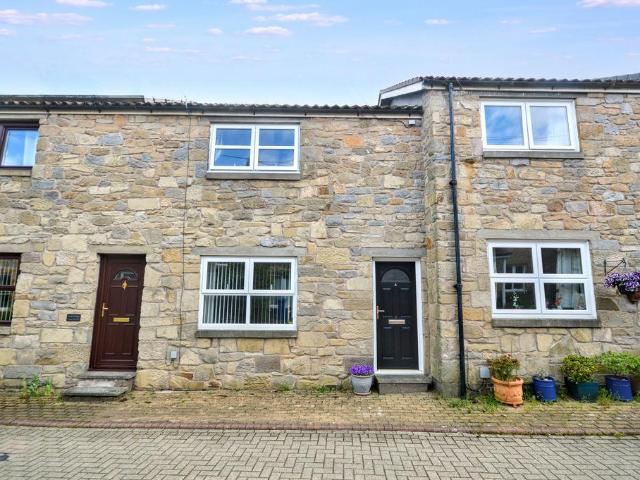 2 bedroom terraced house for sale