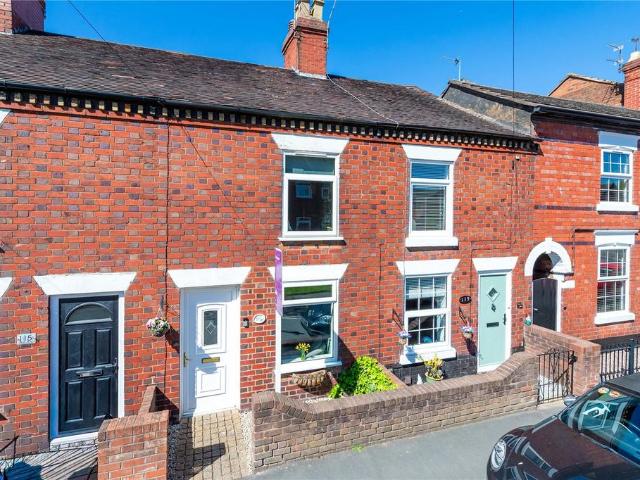 2 bedroom terraced house for sale